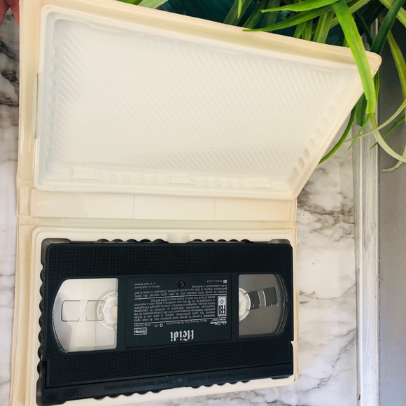 Disney | Other | Heidi Walt Disney Vhs Video Tape Movie Clamshell Jason ...